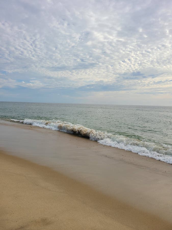 Beach Waves As Tide Comes in Stock Photo - Image of white, flooring ...