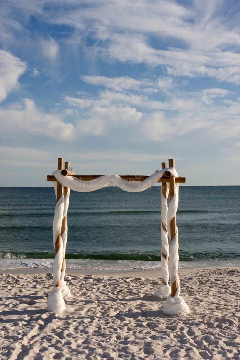 66,655 Beach Wedding Dressvibes Stock Photos - Free & Royalty-Free ...