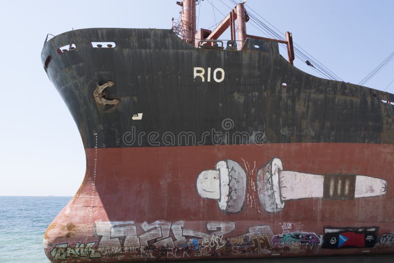 Beached dry cargo ship RIO editorial stock image. Image of wreck ...