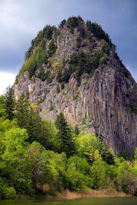 Beacon Rock stock image. Image of rock, oregon, washington - 2939985