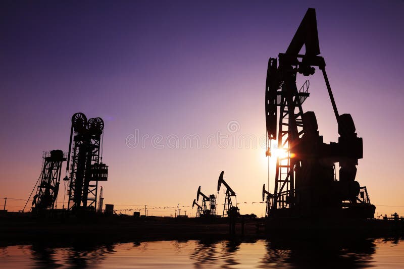 Beam Balanced Pumping Unit Under the Setting Sun Stock Image - Image of ...
