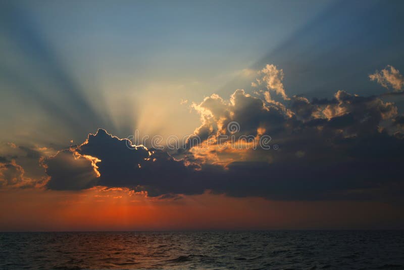 Beams of the Sun Above the Sea. Stock Photo - Image of angeles, quiet ...