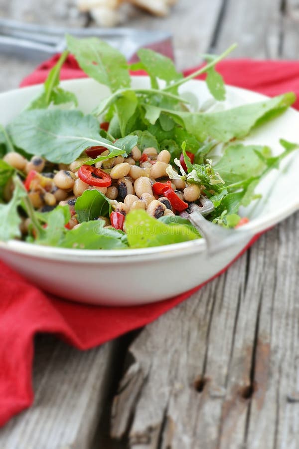 Beans and ruccola salad stock image. Image of light, dish - 32125073