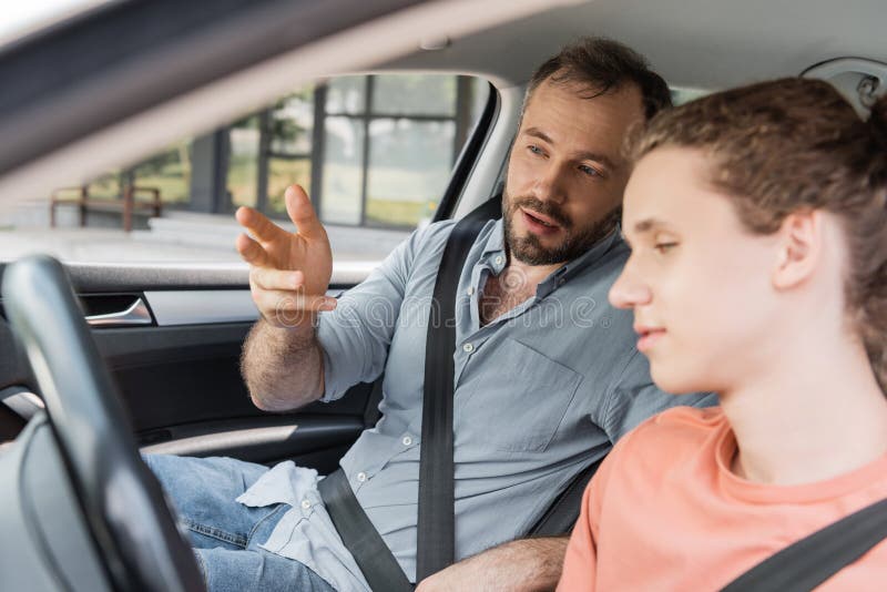 Bearded Dad Gesturing while Explaining To Stock Image - Image of ... Bearded Dad Gesturing while Explaining To Stock Image - Image of ...