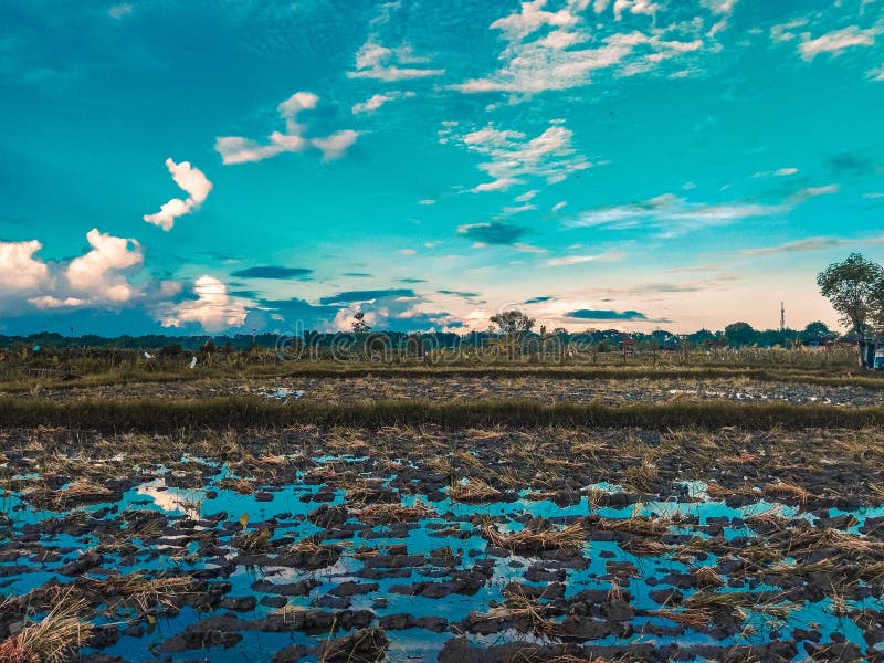Beatiful Sky and Clear Reflection Stock Photo - Image of coast, wave ...
