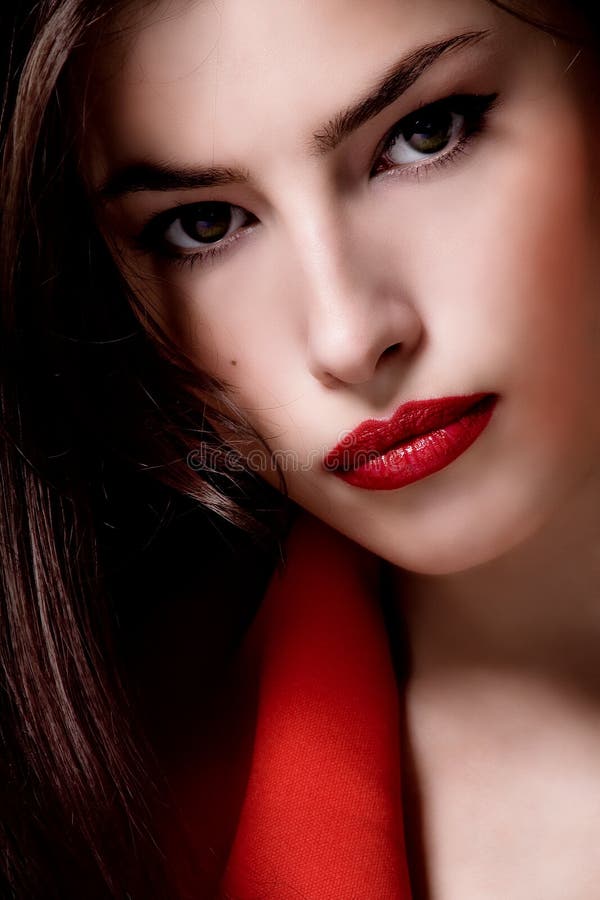 Beau visage de femme photo stock. Image of femelle, beauté - 13483966