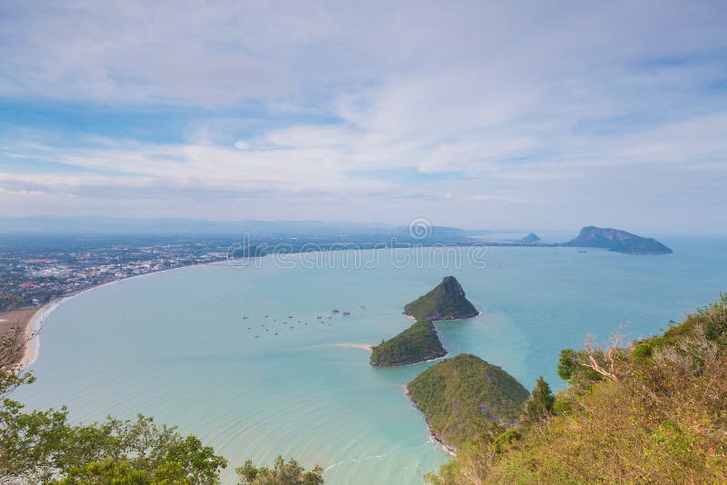 1,835 Beautiful Curved Beach Stock Photos - Free & Royalty-Free Stock ...