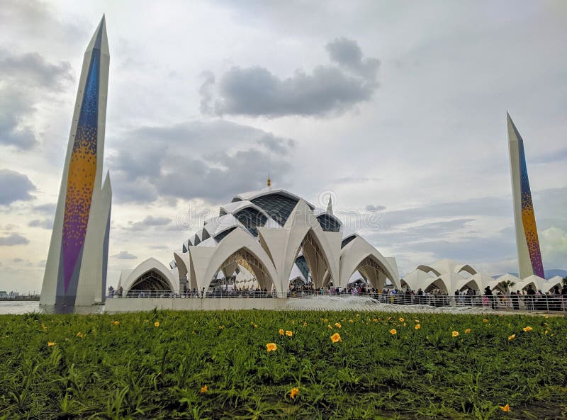 Beautiful Al-Jabbar Mosque Bandung Indonesia Editorial Photo - Image of ...