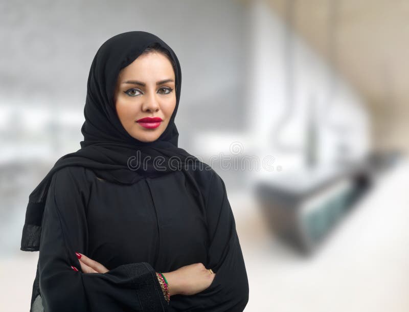 Beautiful Arabian Model in Hijab Stock Photo - Image of emirates, dhabi ...