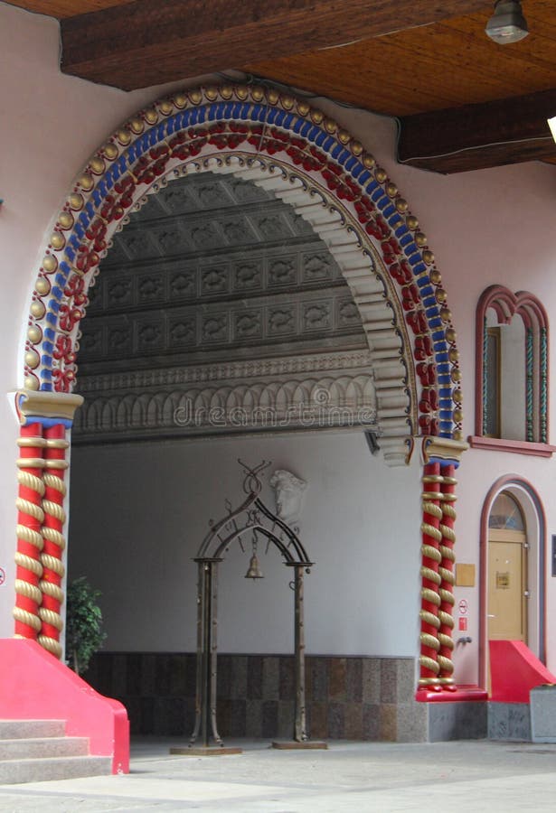 Beautiful Arch in the Building Stock Image - Image of ornament, city ...