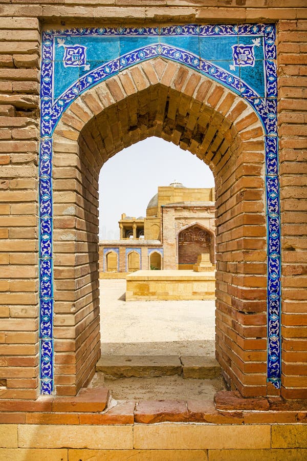 Beautiful Arch in Makli Necropolis in Pakistan Editorial Image - Image ...