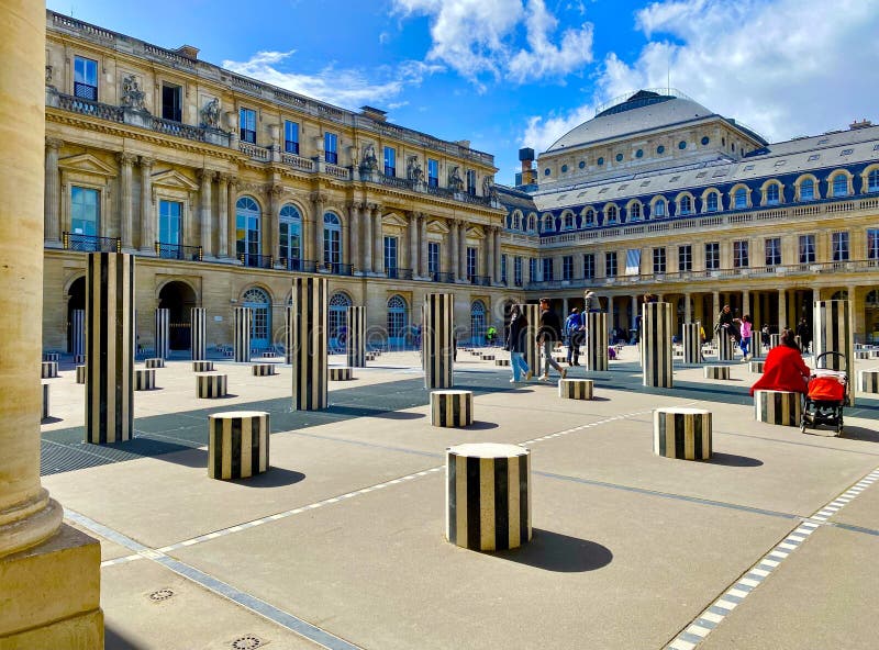 Beautiful Architecture at Palais Royal in Paris Editorial Photography ...