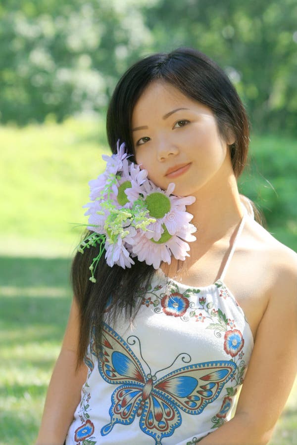 7,900+ Beautiful asian female Free Stock Photos - StockFreeImages