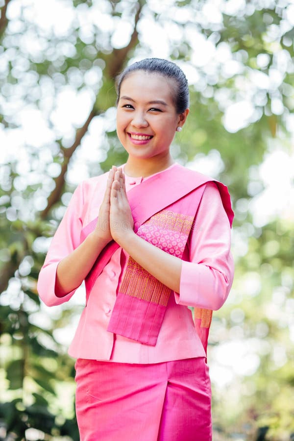 Beautiful Asian Woman with Welcome Expression. Stock Photo - Image of ...
