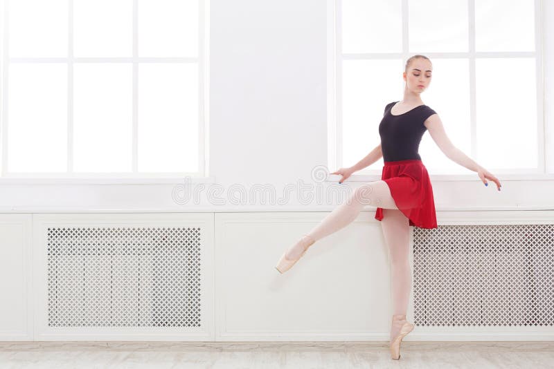 Dancer in ballet pointe stock photo. Image of shoes, theater - 4455740