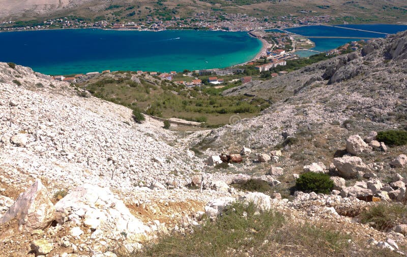 Beautiful Bay and Mountains Stock Photo - Image of leisure, green: 15856678