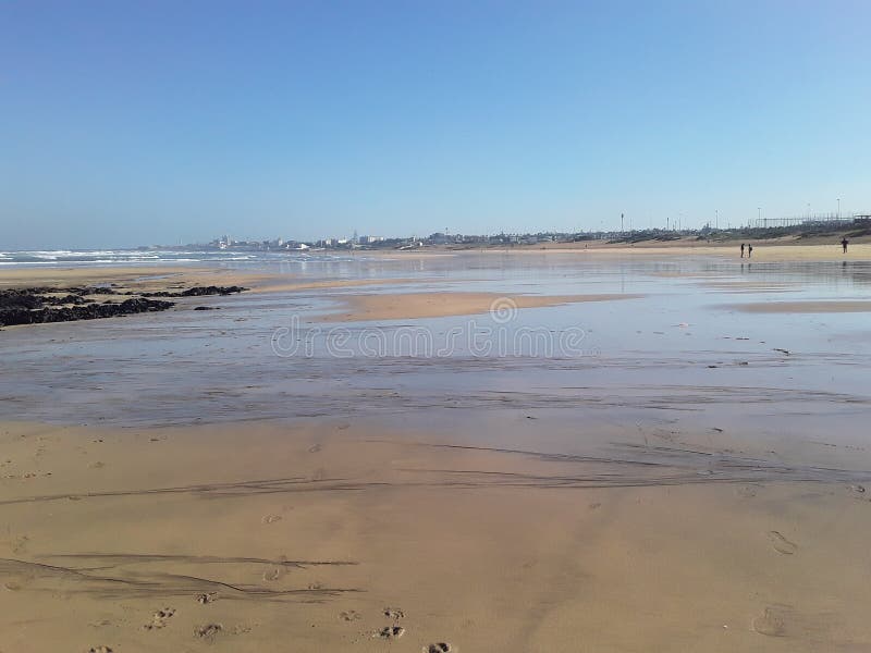 The Tide Shows a Beautiful Beach Stock Photo - Image of horizon, coast ...