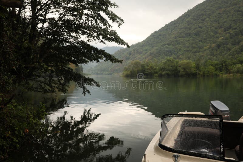 Beautiful Boat on River and Mountains in Park Stock Photo - Image of ...