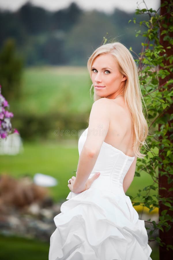 Beautiful bride stock photo. Image of bouquet, caucasian - 16429442