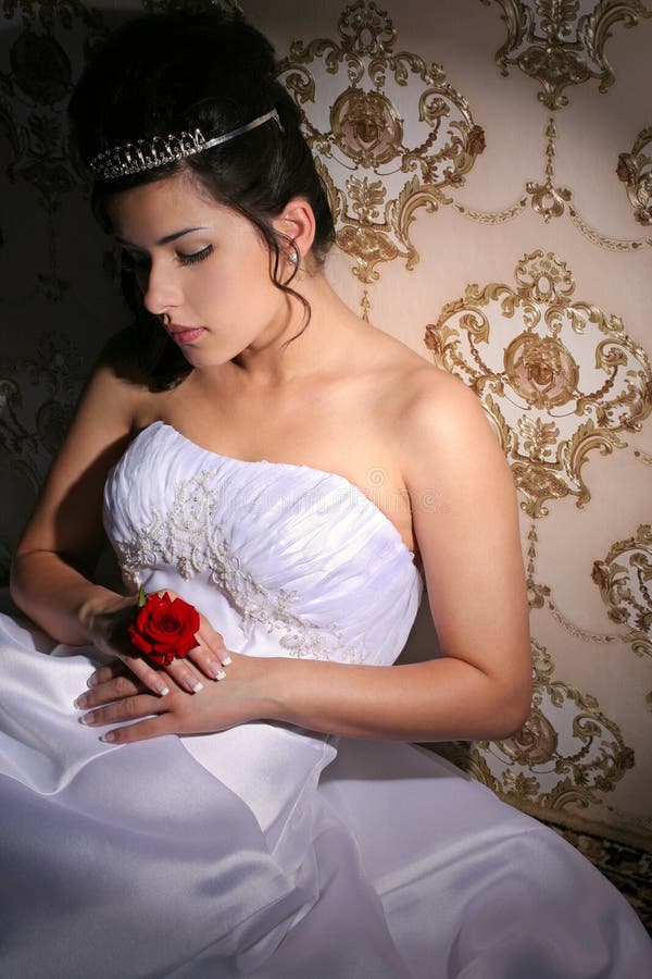 Beautiful bride stock image. Image of luxury, flower, bouquet - 9758417