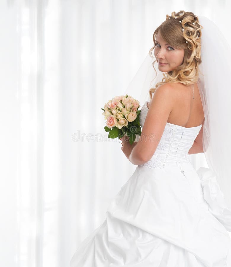 Portrait of a Beautiful Bride with a Diadem of Flowers on the he Stock ...