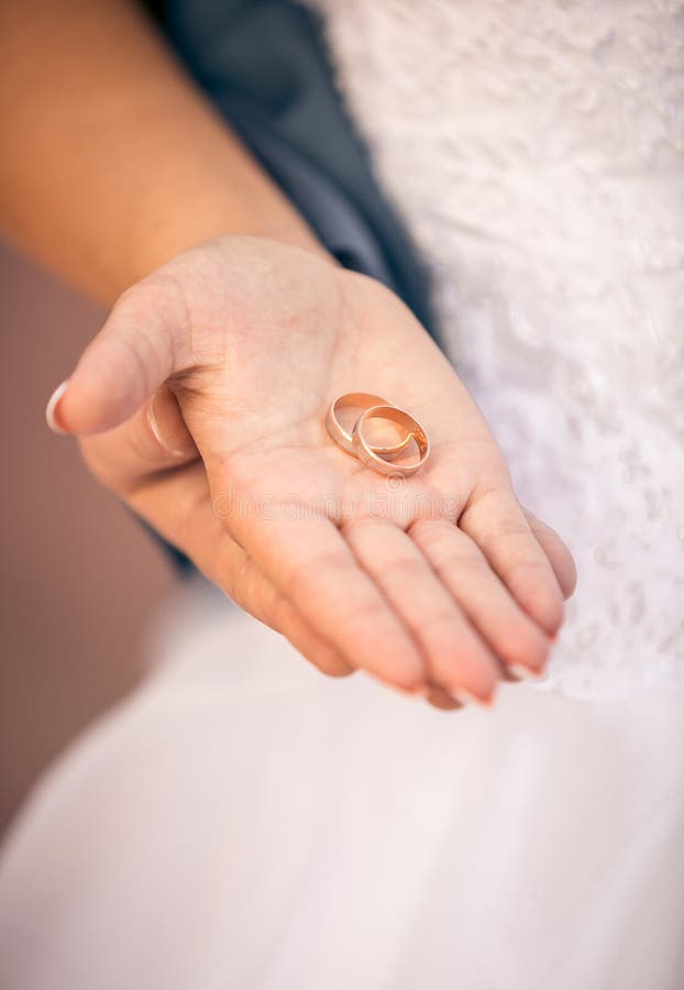 Beautiful Bride Holding Wedding Ring on Hand Stock Image - Image of ...