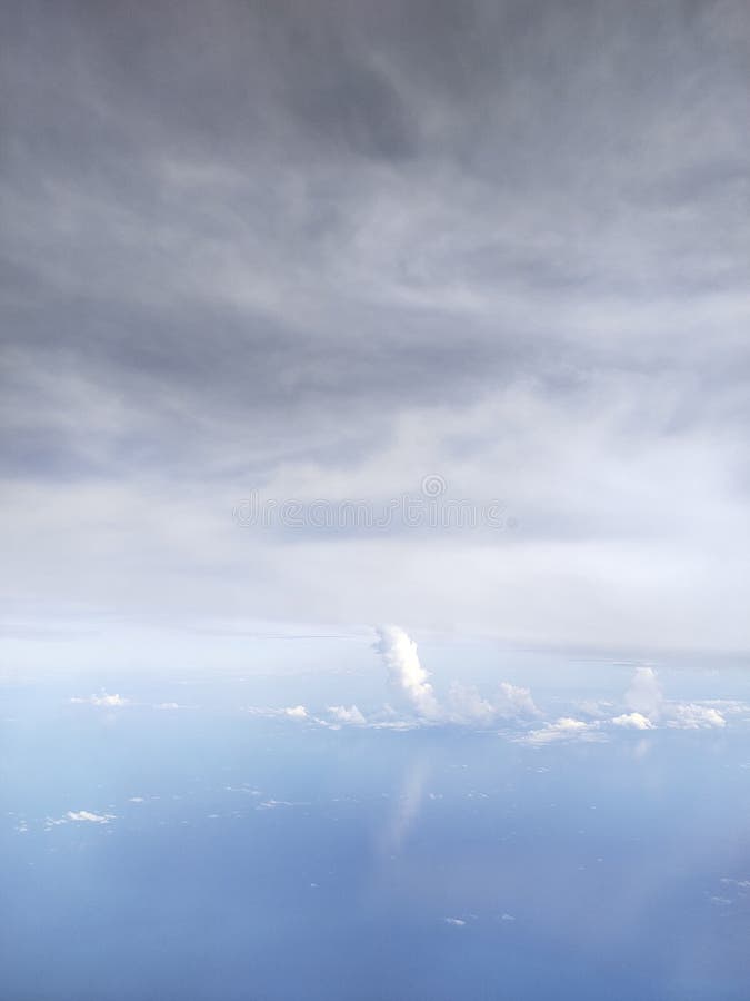 Beautiful Calming Borneo Blue Sky Stock Image - Image of airliner ...