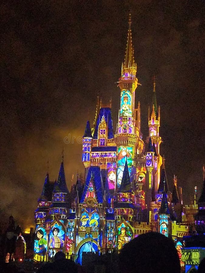 Beautiful castle editorial photo. Image of castle, projection - 96518491