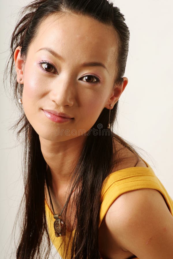 3,100+ Beautiful chinese girl Free Stock Photos - StockFreeImages