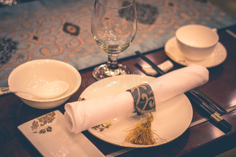 Beautiful Chinese Restaurant with Table Setting and China Porcelain ...