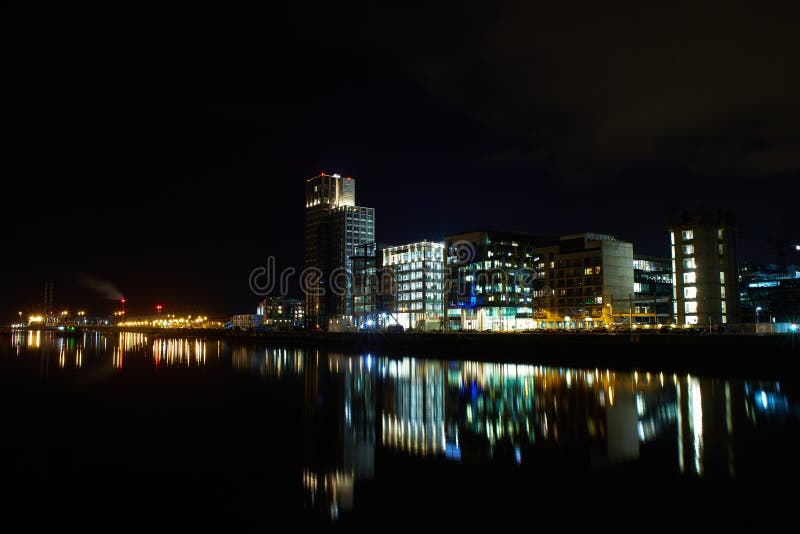 Beautiful City in the Night. Dublin, Ireland Editorial Photo - Image of ...