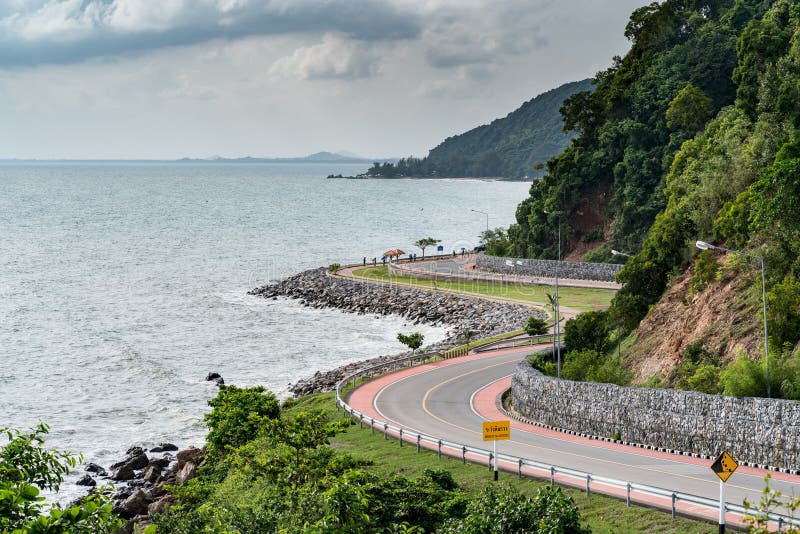 Cliff beside the Sea stock photo. Image of cliff, curve - 120127548