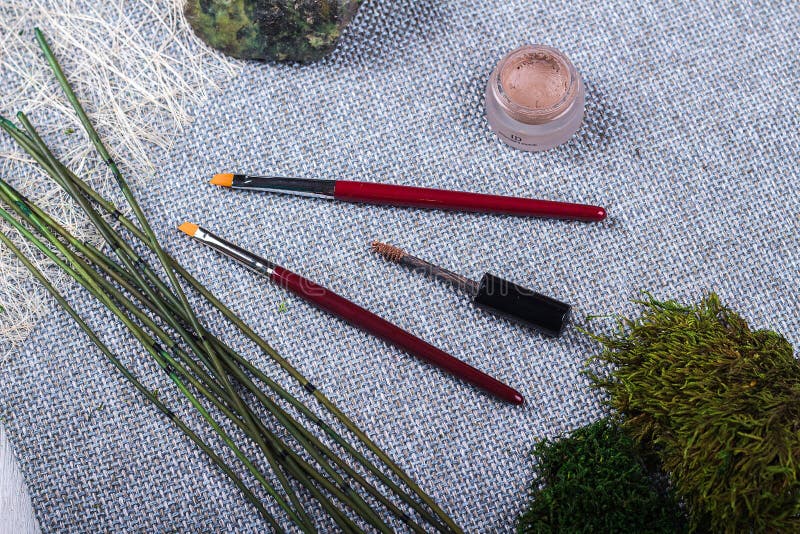 Beautiful Composition: Professional Make-up Brushes and Tools ...