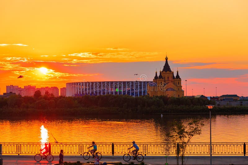 Beautiful Dark Red Sunset Over the River. Editorial Photo - Image of ...