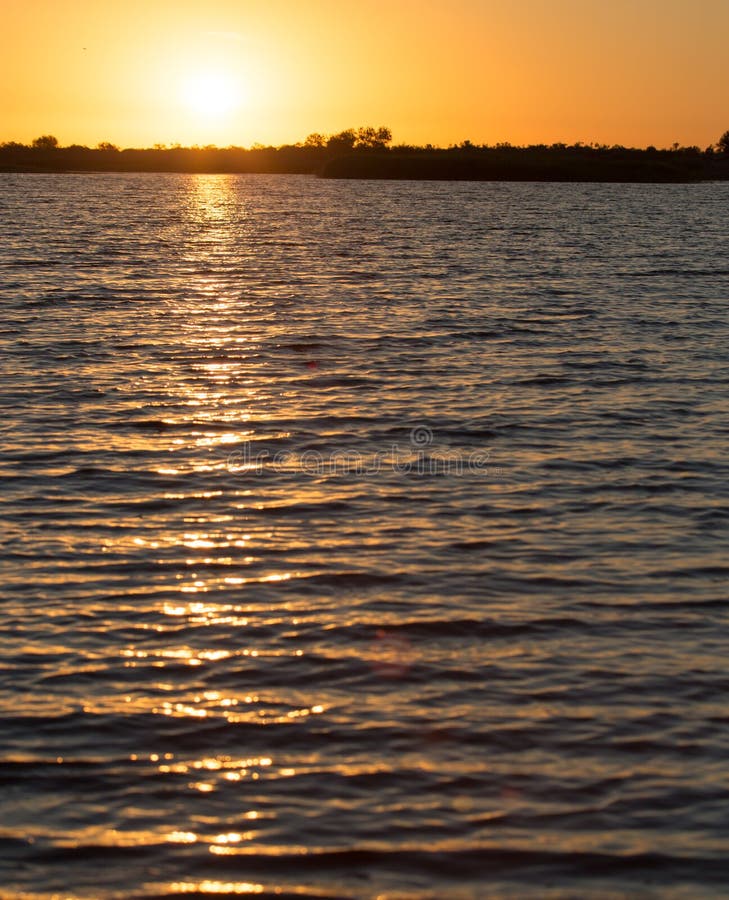 Beautiful Dawn Sun on the Lake Stock Image - Image of paradise, high ...