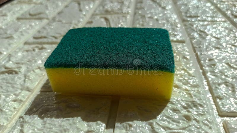 Beautiful Dishwashing Sponge Stock Image - Image of yellow, dishwashing ...