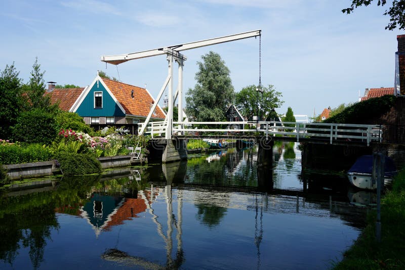 Beautiful Edam Houses and Its White Bridges with Reflection on the ...