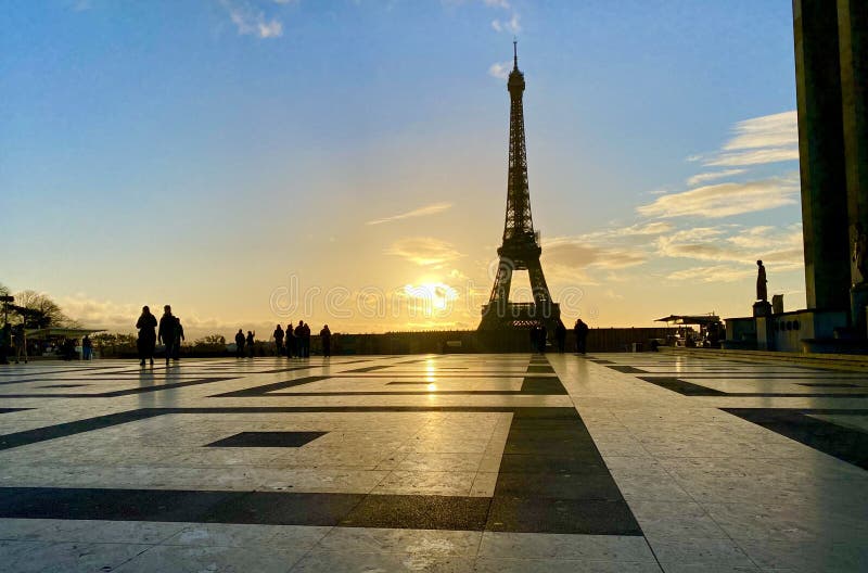 Eiffel Tower at Sunrise from Trocadero Square Editorial Photography ...
