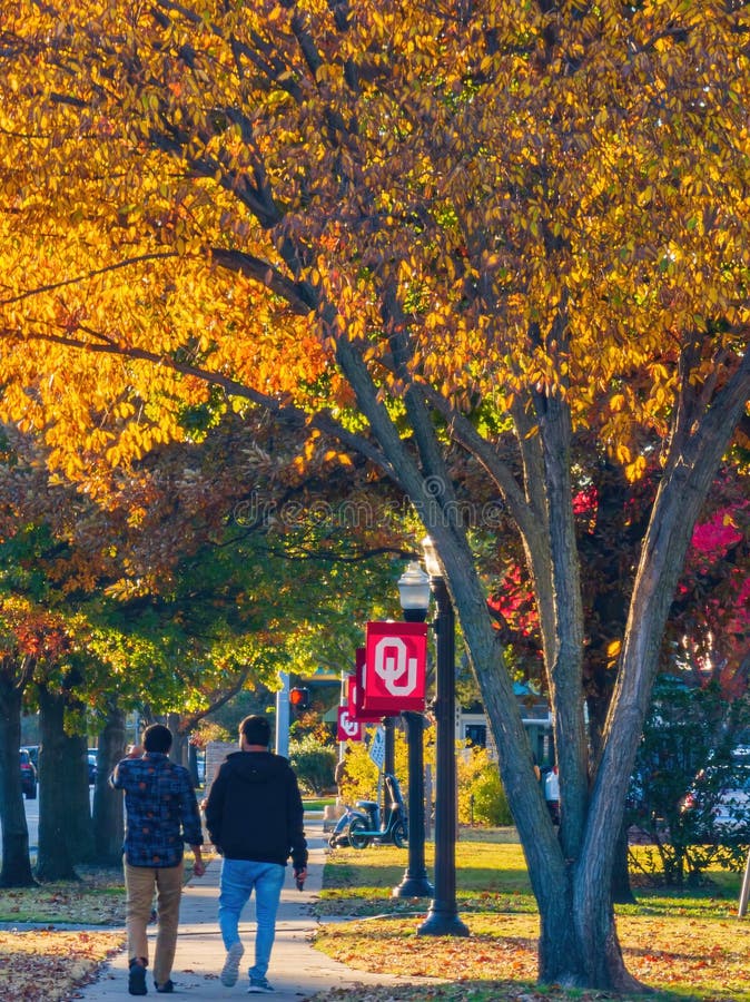 Beautiful Fall Color View of the Campus of Univeristy of Oklahoma ...