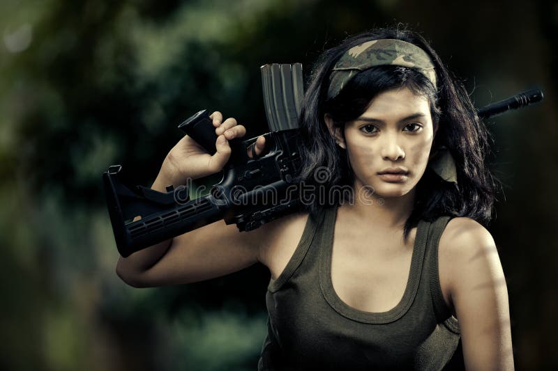 Beautiful female soldier stock image. Image of armed, duty - 6931721