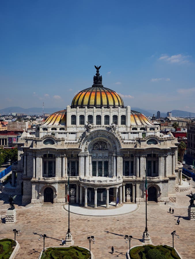 Beautiful Fine Arts Palace of Mexico City in Mexico Editorial Stock ...