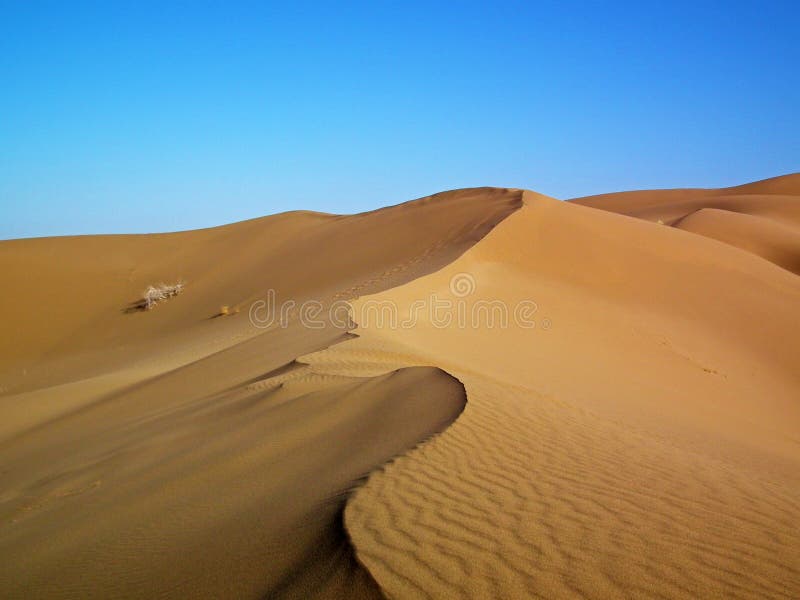 The Curly Sand Dunes in Iranian Desert Stock Photo - Image of curly ...