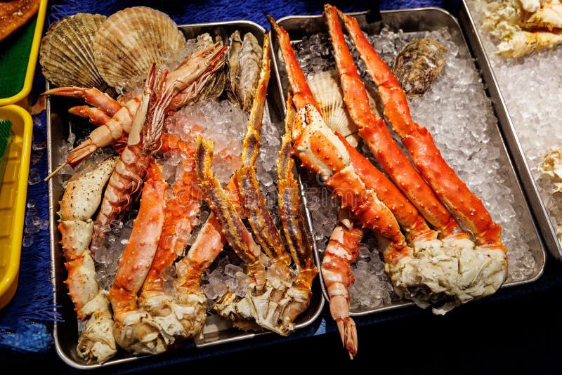 Fresh Frozen Seafood Display Celebration Stock Photos - Free & Royalty ...