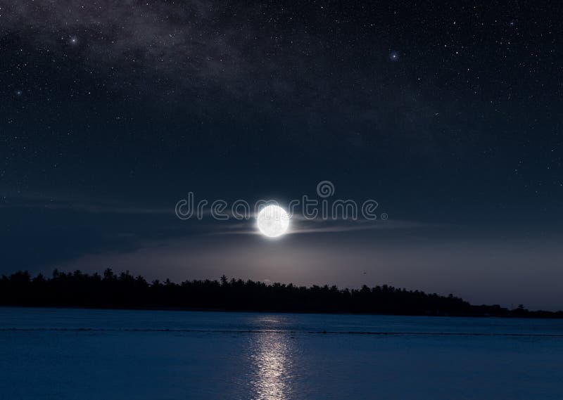 Beautiful Full Moon and Moonlight Reflection in Tropical Sea Stock ...