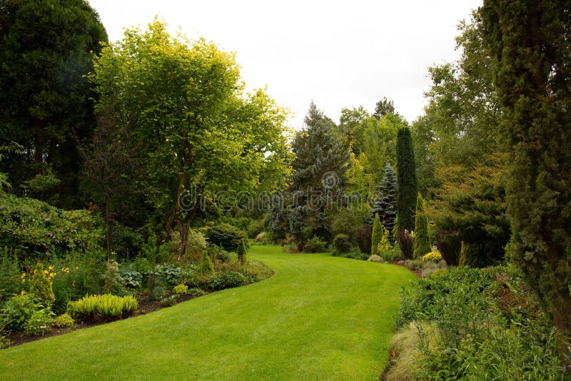 Beautiful Garden in Bressingham Editorial Photo - Image of decorative ...