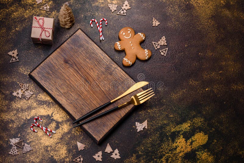 Beautiful Gingerbread on a Brown Ceramic Plate with Christmas Tree ...