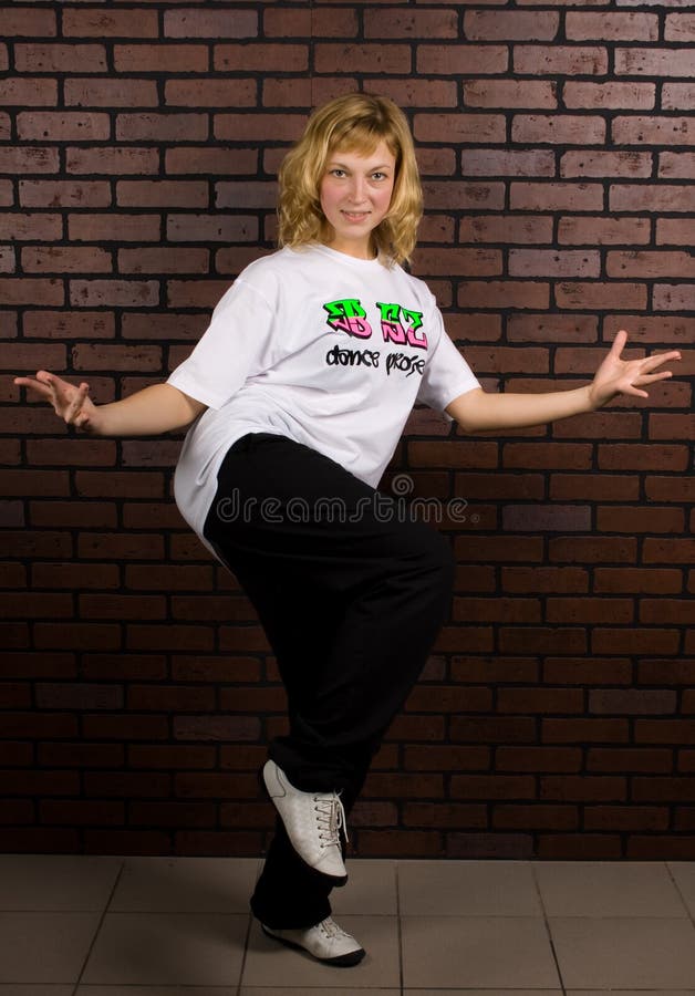 260+ Girl dancing hip hop Free Stock Photos - StockFreeImages