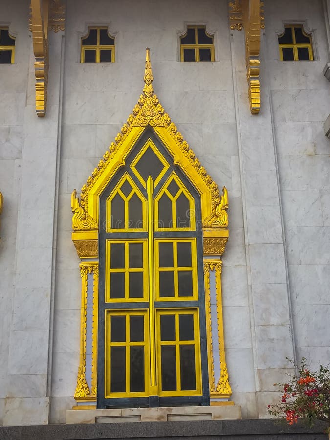 Beautiful Golden Window with White Cement Background in Thai Temple ...