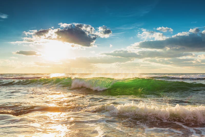 Sunrise Light on Ocean Waves. Stock Photo - Image of light, beach: 75501414