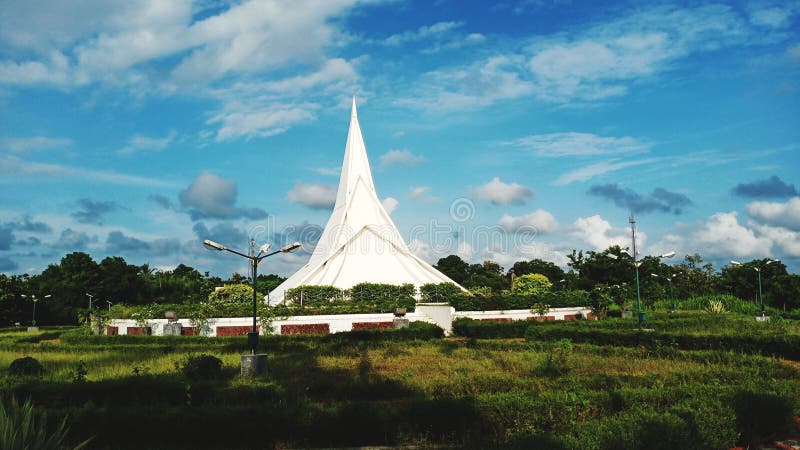 A Beautiful Gurden with Beautiful Monoment Stock Image - Image of ...